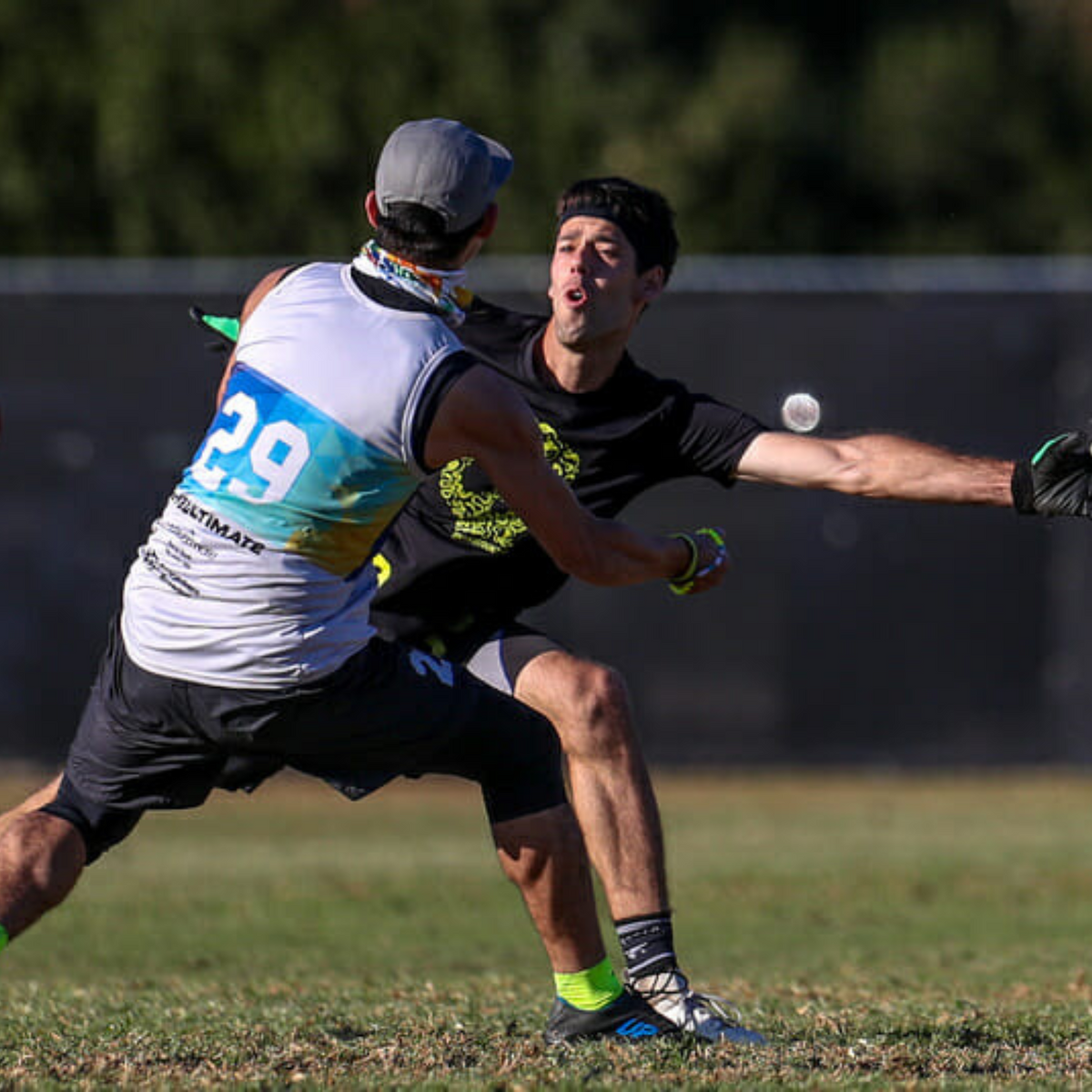 What are the rules of play in Ultimate Frisbee? – Iodisc